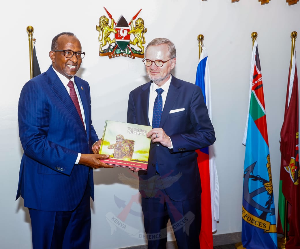 CS DUALE HOSTS CZECH PRIME MINISTER AT DEFENCE HEADQUARTERS – Ministry ...