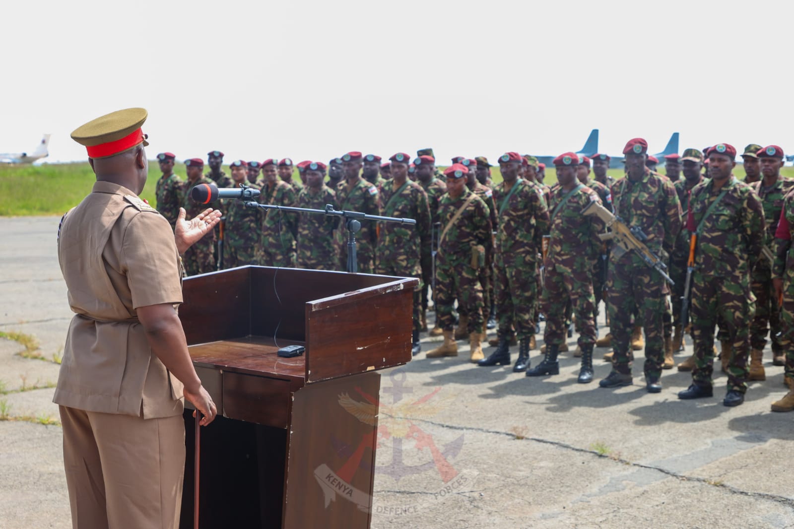 DEPUTY COMMANDER KENYA ARMY RECEIVES KDF TROOPS FROM DRC – Ministry of Defence – Kenya