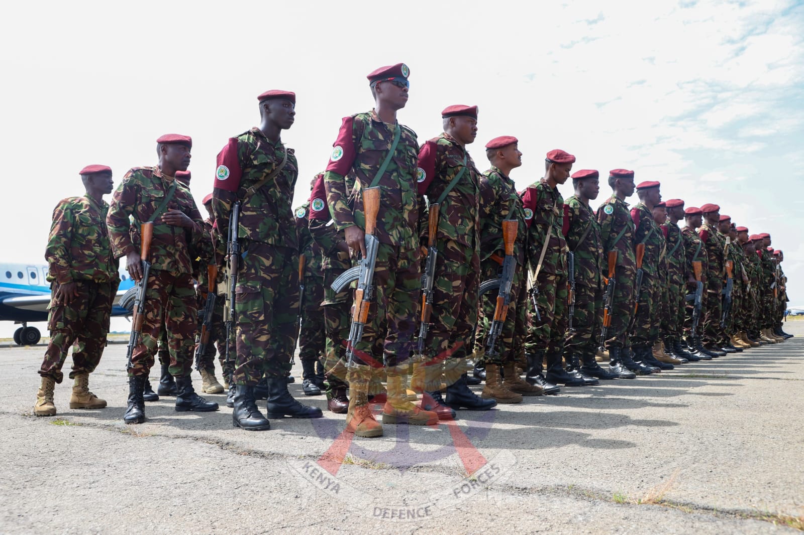 DEPUTY COMMANDER KENYA ARMY RECEIVES KDF TROOPS FROM DRC – Ministry of Defence – Kenya