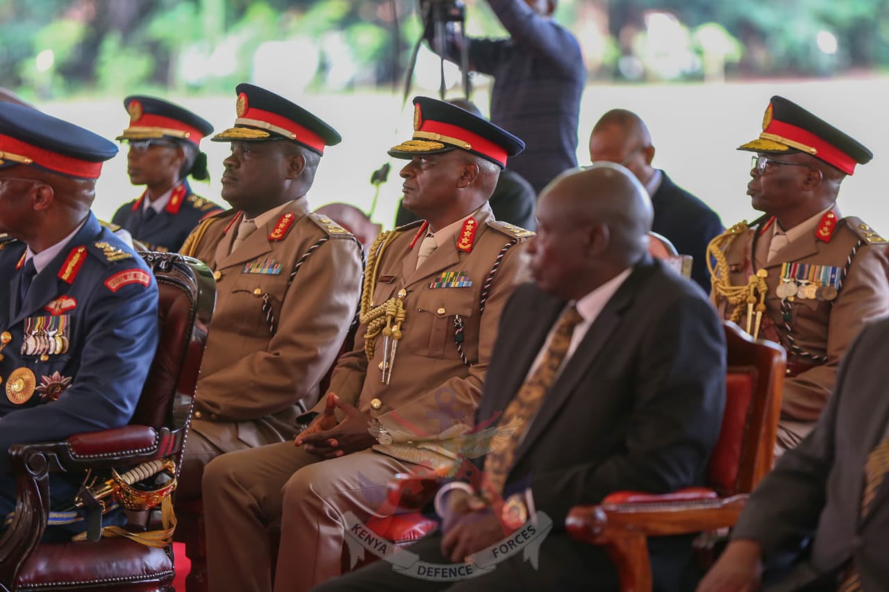 COMMANDER IN CHIEF PRESIDES OVER INVESTITURE OF RANKS AND SWEARING IN ...
