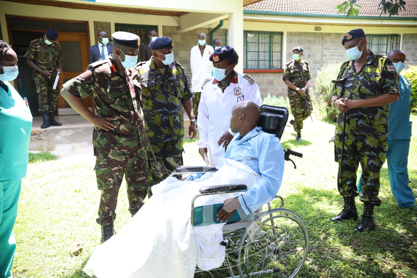 COMMANDER KENYA ARMY VISITS PERSONNEL AT DFMH – Ministry of Defence – Kenya