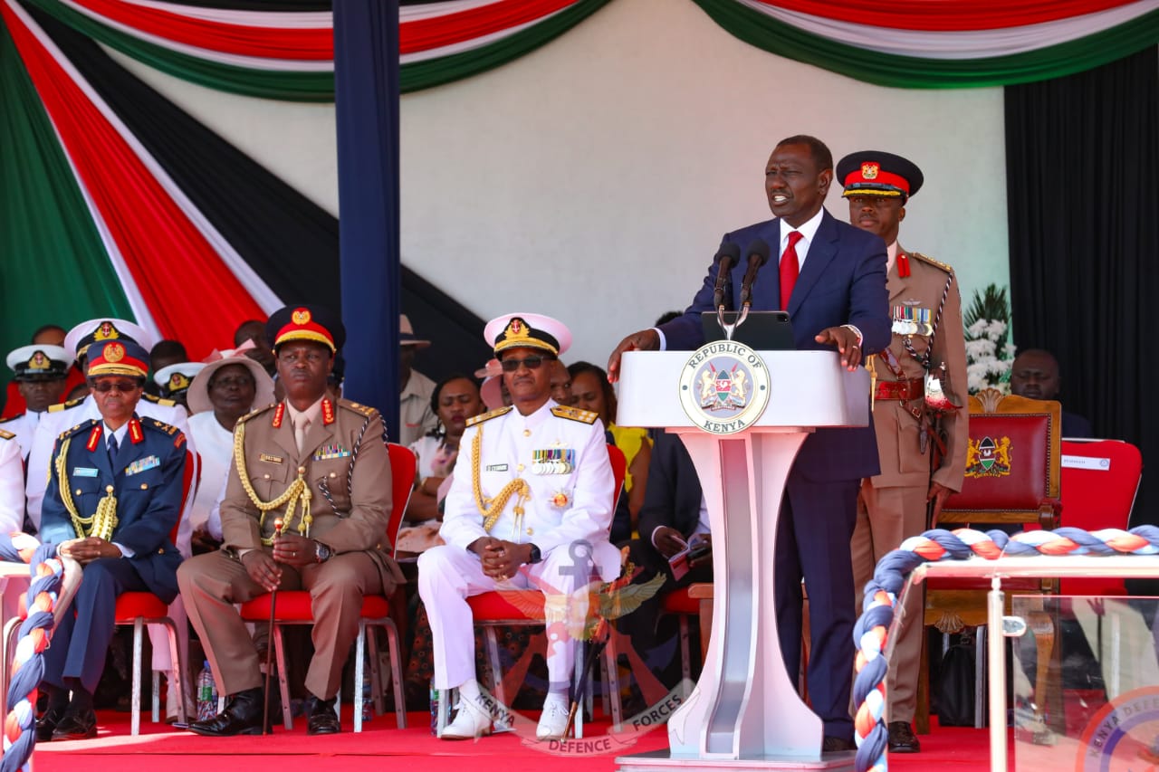 PRESIDENT RUTO PRESIDES OVER RECRUITS’ PASS OUT PARADE AT DFRTS – Ministry of Defence – Kenya