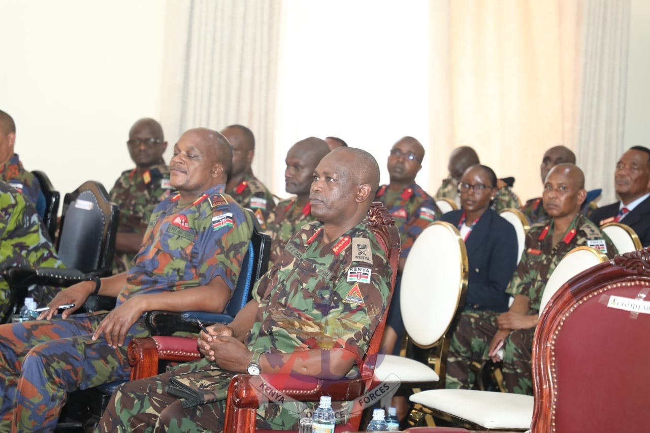 NATIONAL DEFENCE COLLEGE VISITS KDF HEADQUARTERS – Ministry of Defence ...