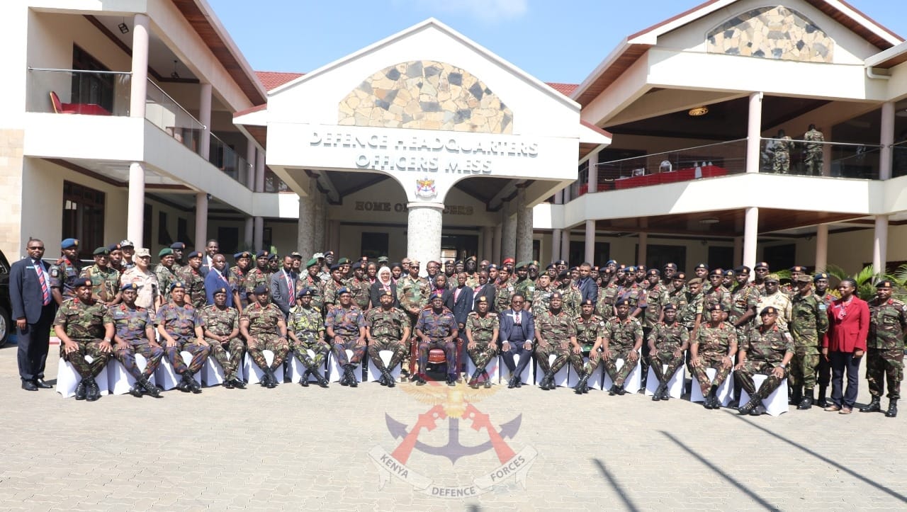 NATIONAL DEFENCE COLLEGE VISITS KDF HEADQUARTERS – Ministry of Defence ...